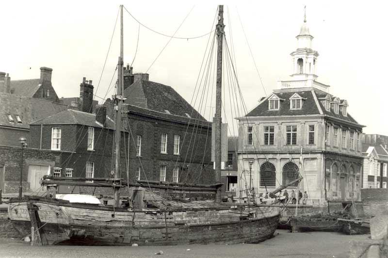 KLF • View topic - What happened to the Kenneth William and the Dania