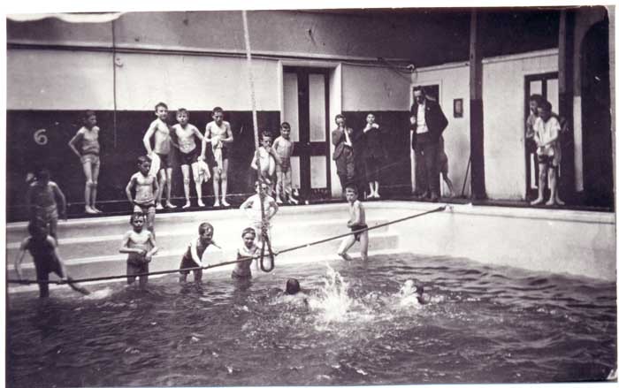 KLF • View topic - Swimming pool 1910