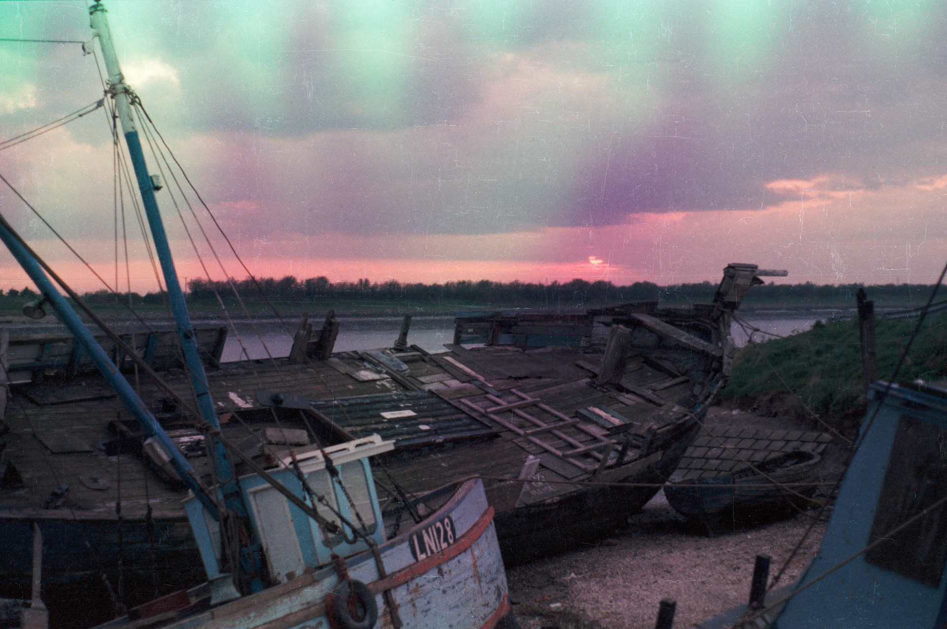 KLF • View topic - The docks circa 1986