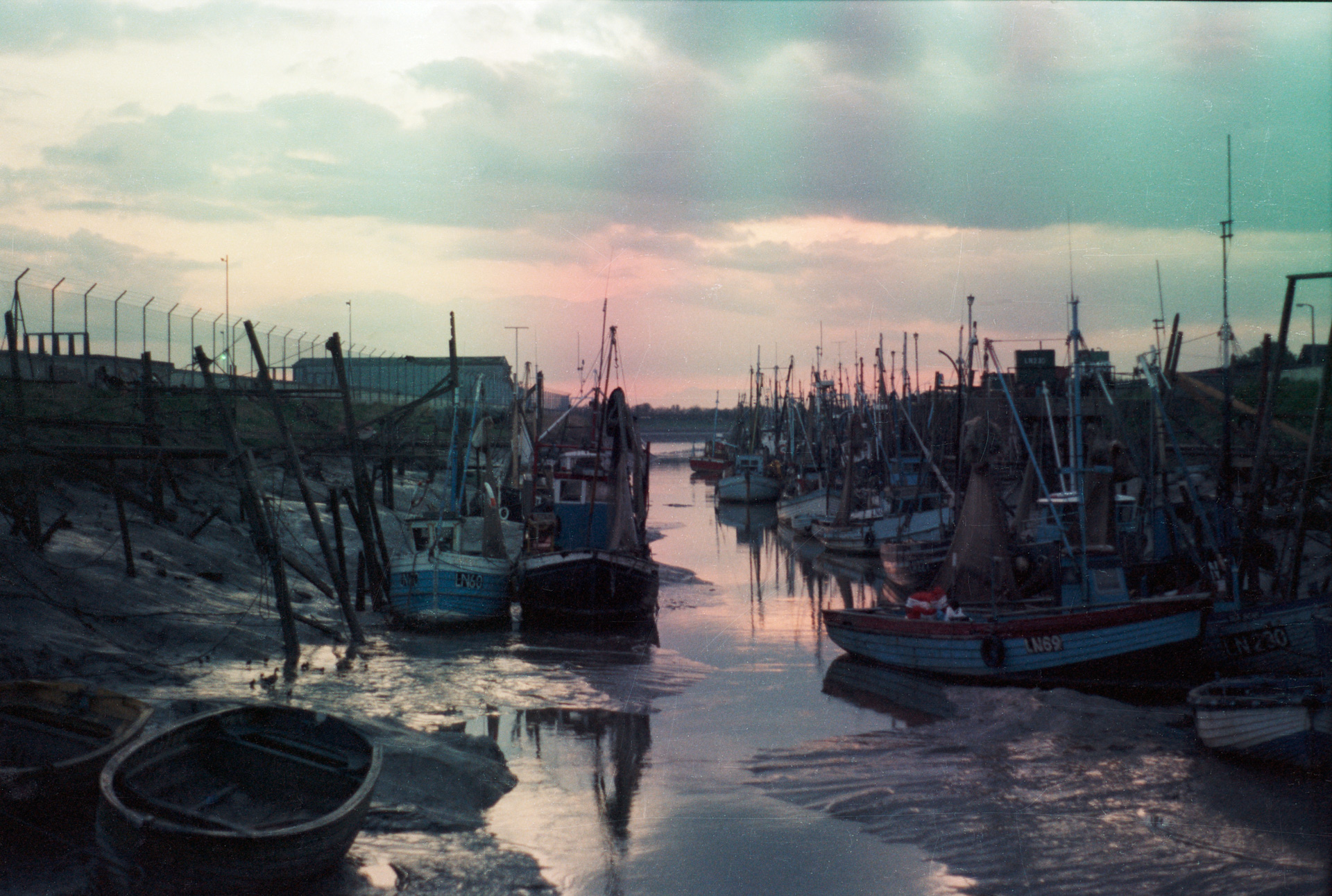 KLF • View topic - The docks circa 1986