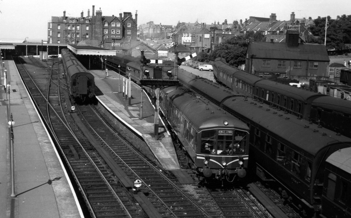 KLF • View topic - K/L HUNSTANTON WELLS FAKENHAM RAILWAY CLOSED 37 ...